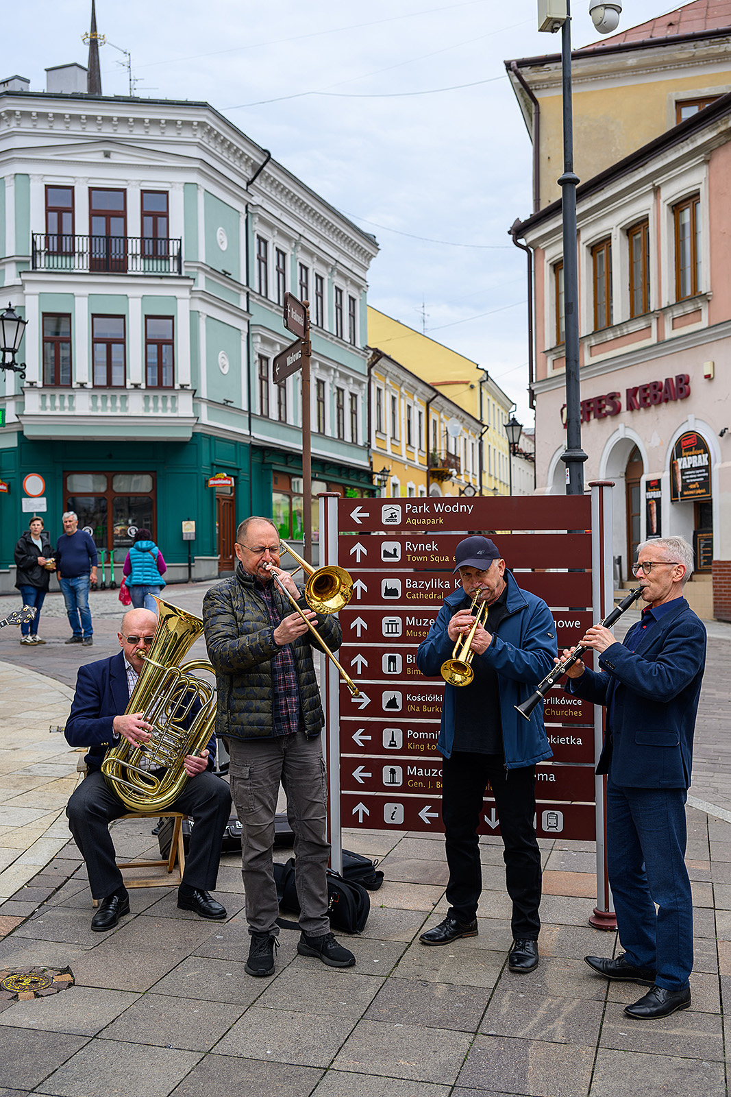 Uroczyste otwarcie Zdroju Starówka na Placu Sobieskiego - TARNÓW ...